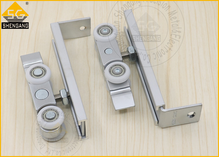 Zinc Alloy Sliding Door Hardware Wardrobe Door Roller 90*26*30mm
