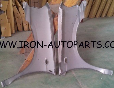 AUTO FENDER-NISSAN PALADIN