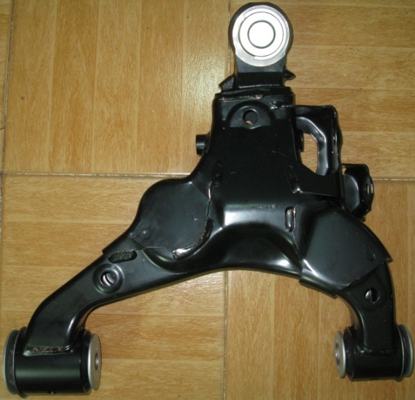 AUTO SUSPENSION ARMS-TOYOTA LAND CRUISER/GRJ200 LOWER ARMS