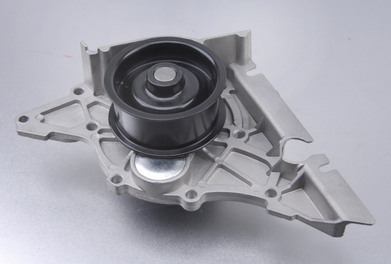 AUTO WATER PUMP-AUDI A6 1998-2005  2.4CC  WATER PUMP