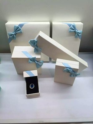Fashion PU Paper Plastic Jewelry Gift Box With Bow Customized supplier