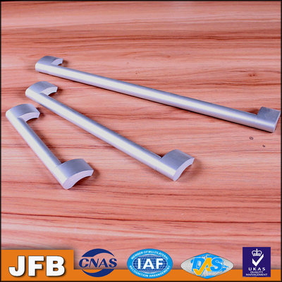 Kitchen furniture 160MM glossy finish drawer pull aluminum cabinet handle with a pair of screws supplier