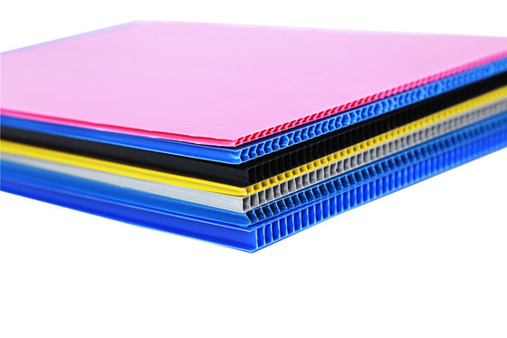 2mm 4mm 6mm 8mm  Thin Lightweight PP Corrugated Plastic Sheet For Packaging
