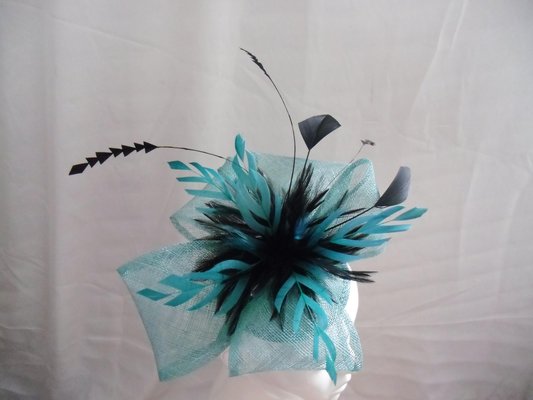 Sinamay Turquoise / Black Ladies Fascinator Hats Feathers Trim For Horse Racing