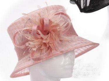 Elegant Soft Feather Sinamay Ladies Hats For Wedding Decoration , 57CM For Adult