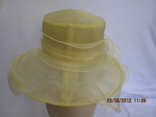 Yellow Crushable Elegant Fashion Organza Ladies' Hat with Overlocked Leaves and Flower