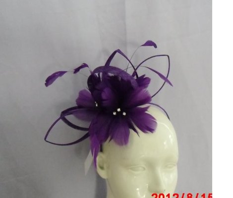 0.7cm Satin Purple Ladies Fascinators , Sinamay Hats For Women With Feather Flower
