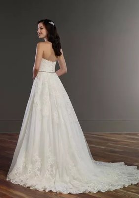 A line fashion style appliqued strapless girls prom ball gown wedding dresses
