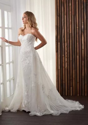 Long Classic Satin A Line Wedding Dress / Ivory Bridesmaid Dressing Gowns