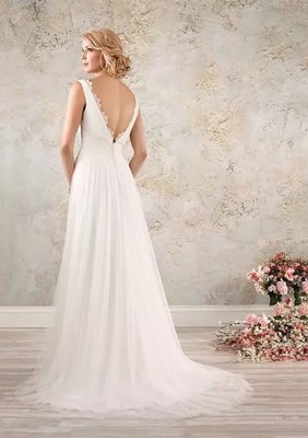 Bridal Ivory Chiffon Wedding Dress , Pregnant Women A Line Wedding Gown