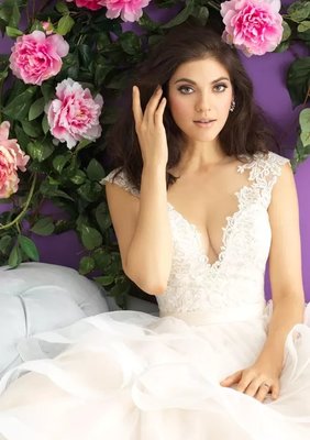 Strapless Sweetheart Neckline Ball Gown Wedding Dresses With Bling Floor Length