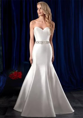 Floor Length Unique Fit And Flare Wedding Dresses , Long Vintage Style Wedding Dresses