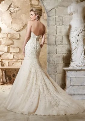 Embroidery Bridal Fit And Flare Wedding Gown With Long Train Customized Size