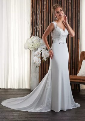 Sexy White Lace Sheath Wedding Dress , Classic Sweetheart Sheath Wedding Dress