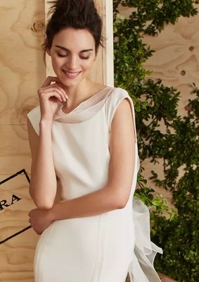 Gorgeous Backless Sheath Column Wedding Dress With Enhanced Style Version