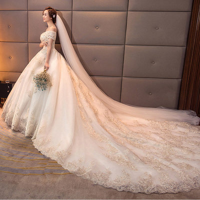 New Type Luxurious long tail wedding dress