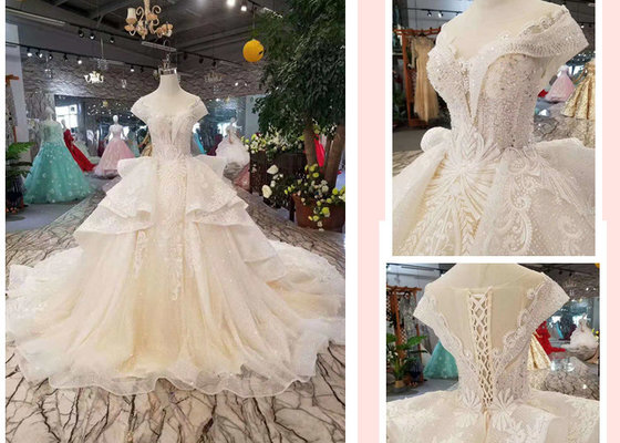 Customizable Ivory-tailed Hand drilling Wedding Dress with Lotus Edge and Retro Palace Tail