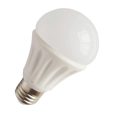 680 High Lumen SMD 5630 7W 110v - 220v Ceramic Globe Brightest LED Light Bulb