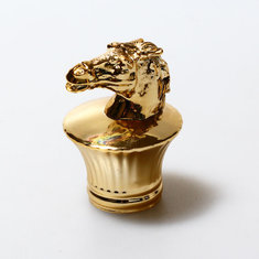 China Remy Martin Zinc Alloy Perfume Bottle Cap Gold Plated Surface supplier