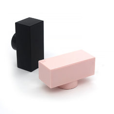 China Free Design Plastic Perfume Cap Classic Black And White Style supplier