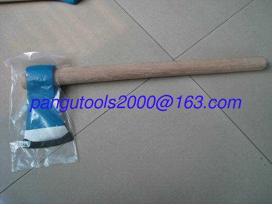 A606 round eye axe with wooden handle