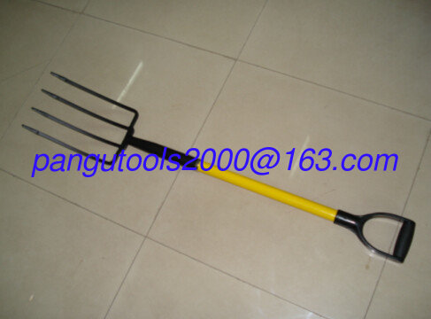 F104SY FORKS, HOES, 4 tine fork, steel handle forks, fiberglass handle forks