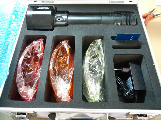 Moveed®  Forensic Portable Ten-band Uniform Detection LED Light Source OR-GSS100