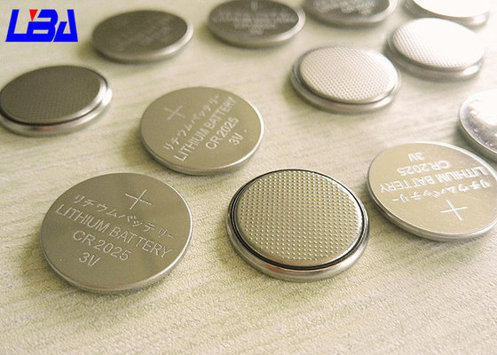 Customized Coin Cell CR2025 3V Battery  Rechargeable Green Power