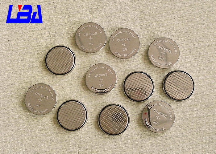Lithium CR2025 CR Button Battery  Coin Cell 3V 160mAh For Electronic Watches