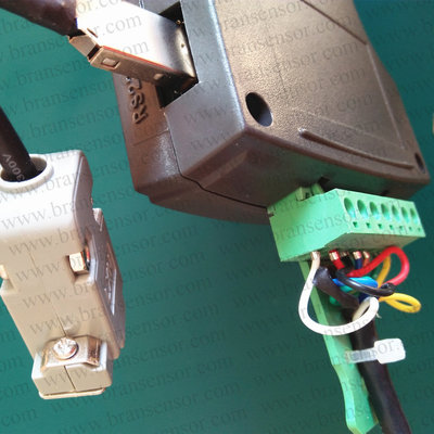 Simulator for weight load cell with high accuracy and easy opearation