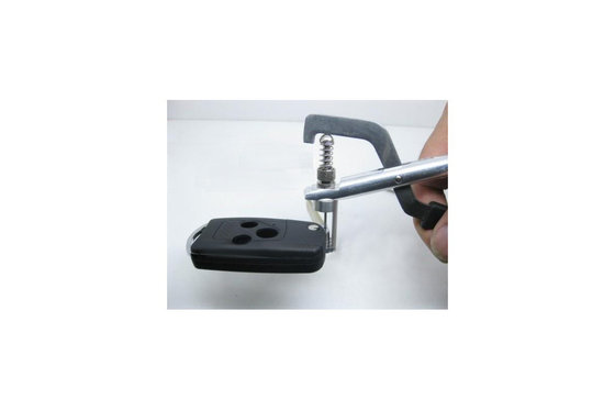 GOSO Car Remote Key Blade Pin Disassembling Clamp Locksmith Pilers Tool supplier