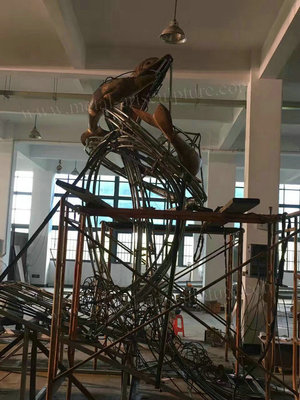 Indoor Decoration Famous Animal Sculptures , Contemporary Garden Art Sculpture