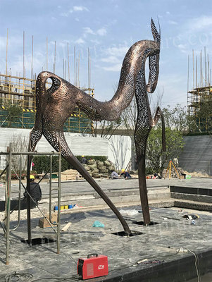 Metal Horse Statue Polished Stainless Steel Sculpture Hollow Out Shape Wonderful Design