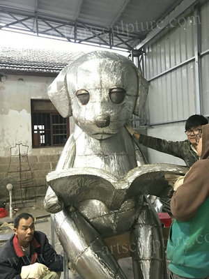 Dog Shape Stainless Steel Sculpture / Outdoor Garden Statues With Surface Polished