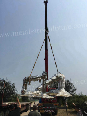 Lawn Decoration Large Modern Garden Sculptures With Stainless Steel Material