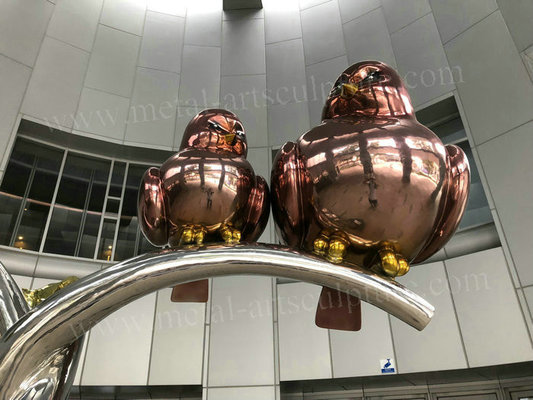 Decor Polished Metal Bird Sculpture , Modern Metal Garden Sculptures For Hotel Lobby