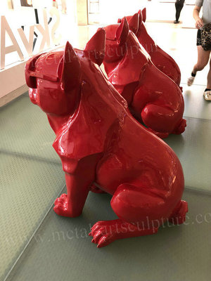 Painted Fiberglass Pig Statue Red Color Cool Design For Shopping Mall Decor