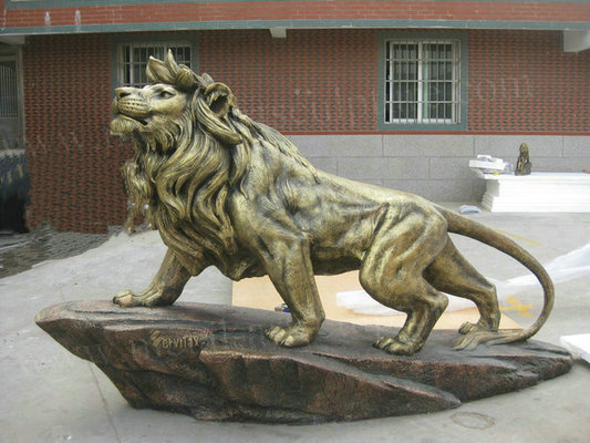 Large Fiberglass Animal Sculptures Outdoor Decoration Fiberglass Lion Statue