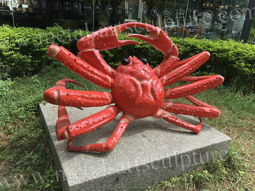 Artificial Style Crab Garden Statue Size Customized Animal Garden Ornaments