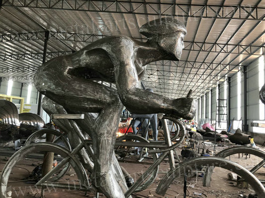 Customized Modern Bicycle Art Sculpture , Outdoor Garden Sculpture ODM Accept
