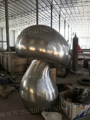 Garden Huge Metal Mushroom Sculpture , Contemporary Metal Garden Sculptures