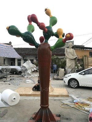 Cactus Sculpture Yard Decoration Large Outdoor Statues With Colorful Painted Finishing
