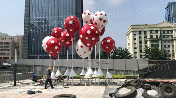 Beautiful Giant Balloon Sculpture With Colorful Surface As Outdoor Decoration