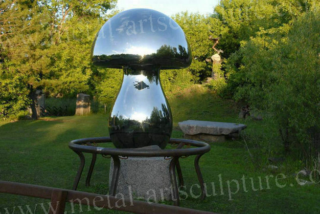 Mirror Polish Stainless Steel Sculpture Mushroom Shaped Large Outdoor Garden Statues