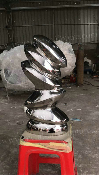 Indoor Famous Abstract Sculptures Color Customized For Art / Collectible