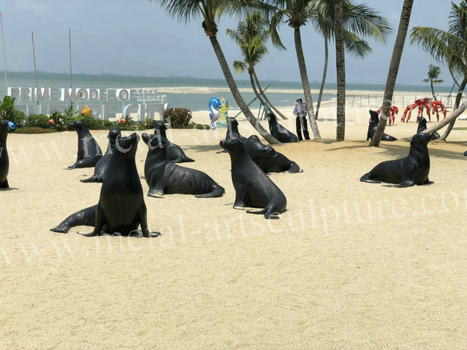 Seaside Decoration Sea Lion Statue , Handmade Fiberglass Outdoor Statues