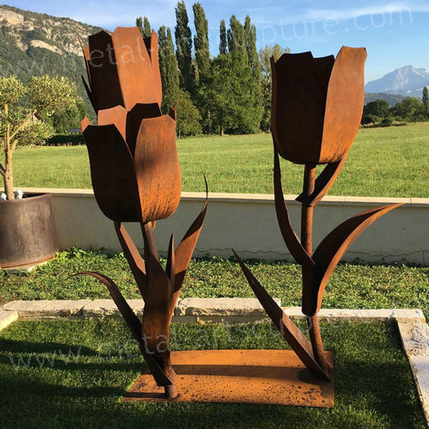 Beautiful Tulip Flower Corten Steel Garden Sculpture Of Rust Color For Decoration