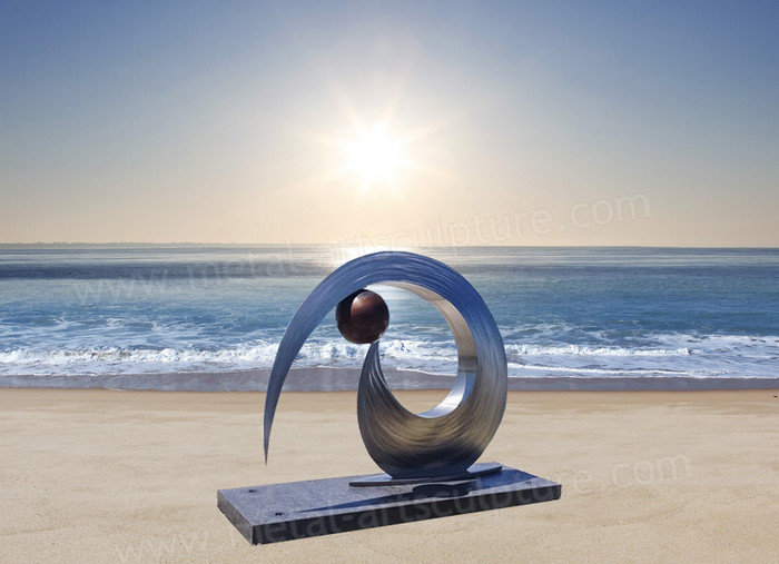 Creative Design Brush Stainless Sculpture As Outdoor Seaside Decoration