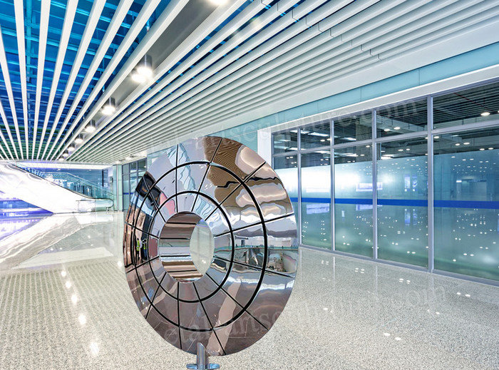Disk Shape Design Stainless Steel Sculpture With Mirror Effect As Shopping Mall Decor