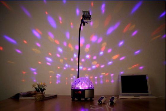 Kids LED light speak with smartphone external microphone for birthday party